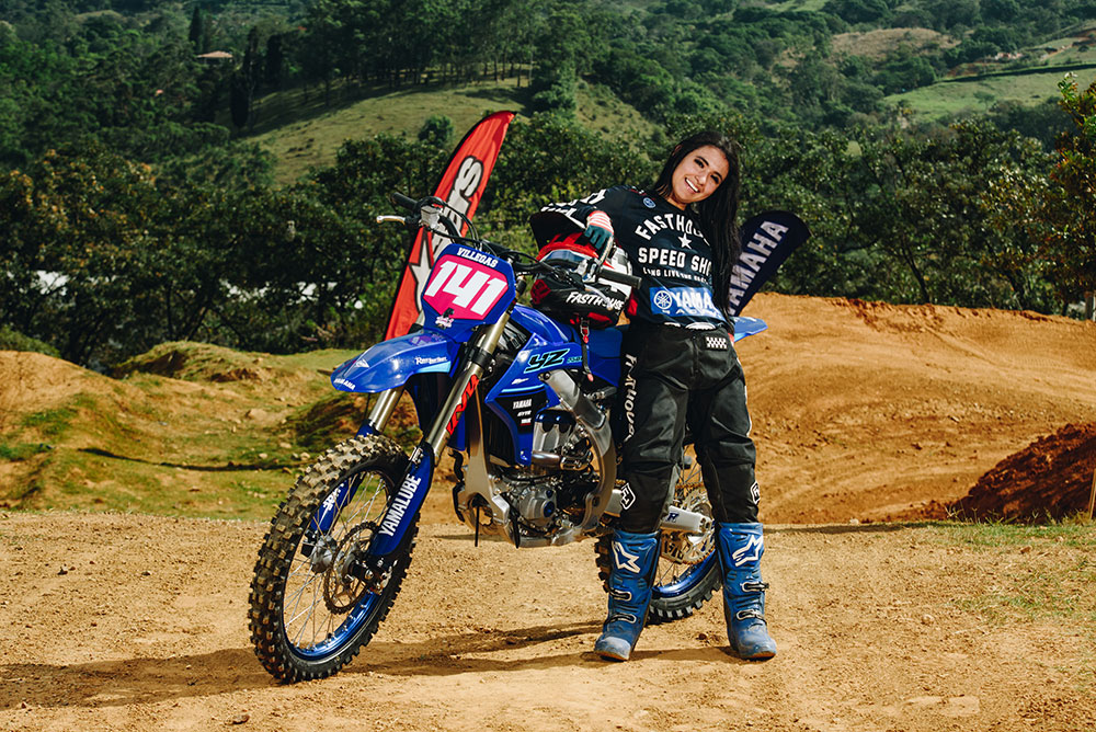 Isabella - Team Yamaha